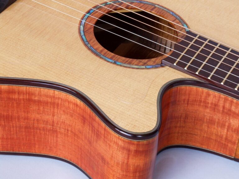 Medium Steel String - Gore Guitars - Luthier & custom guitars