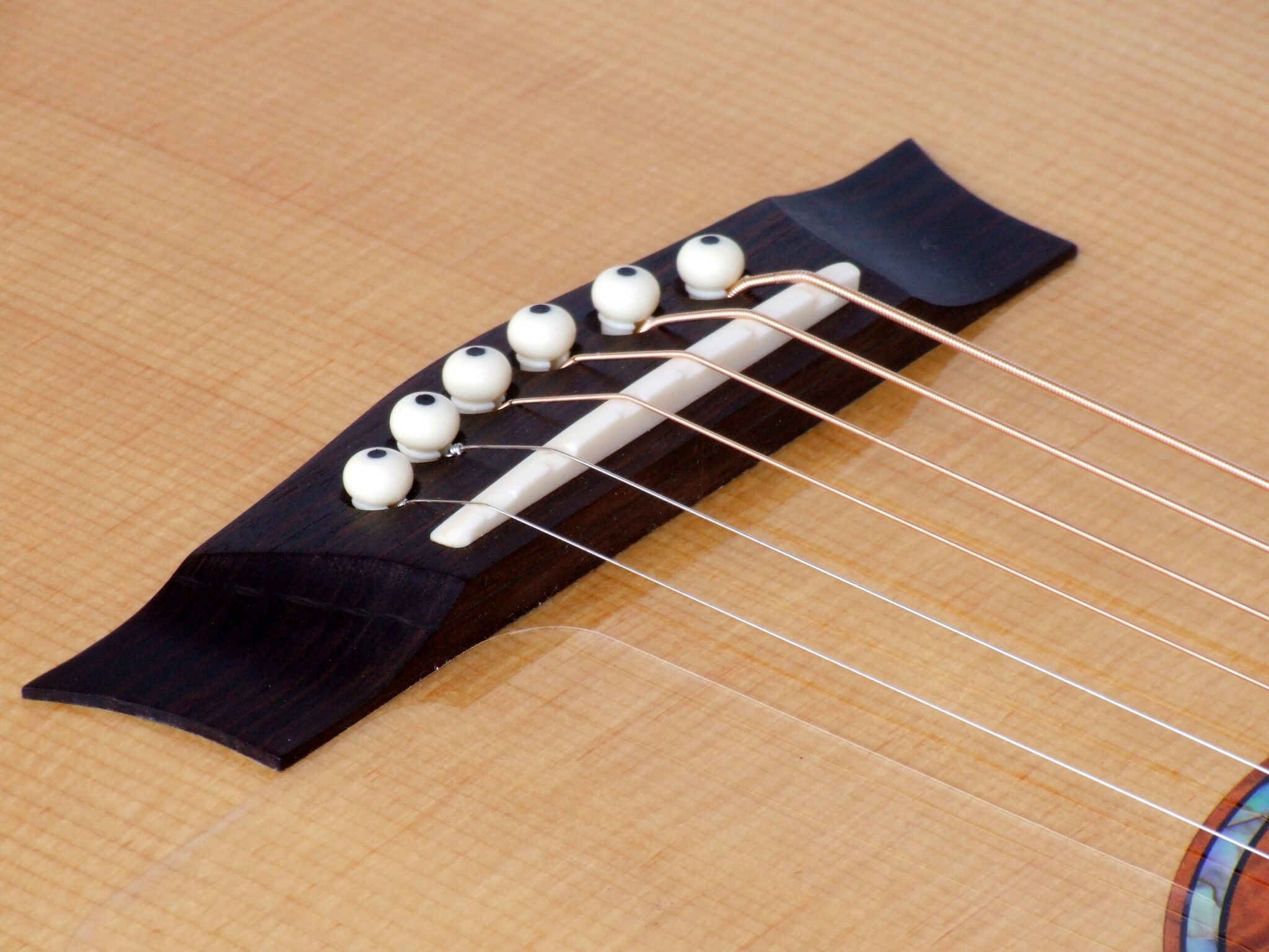 Medium Steel String - Gore Guitars - Luthier & custom guitars